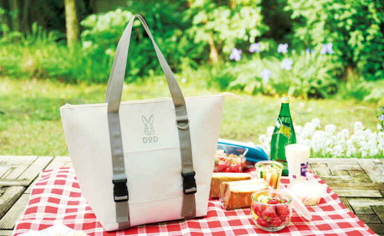 トラベルポーチ、ビッグ保冷トートバッグ雑誌「リンネル8月号」付録で登場！ - DOD JOURNAL[ディーオーディージャーナル]